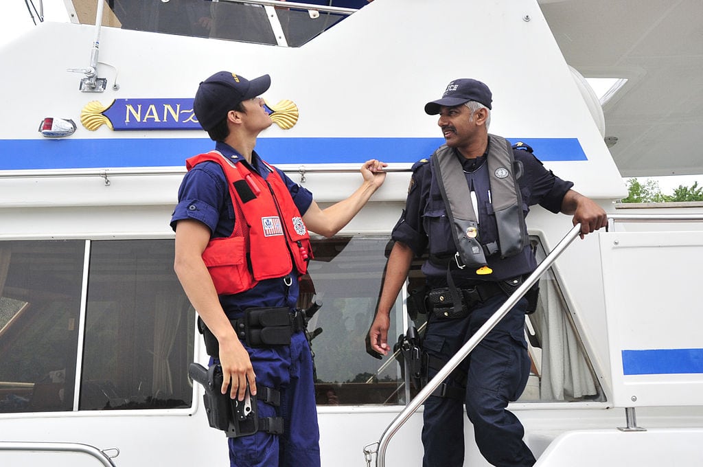 Shiprider Law Enforcement Team Keeps Canadian Waterways Safe